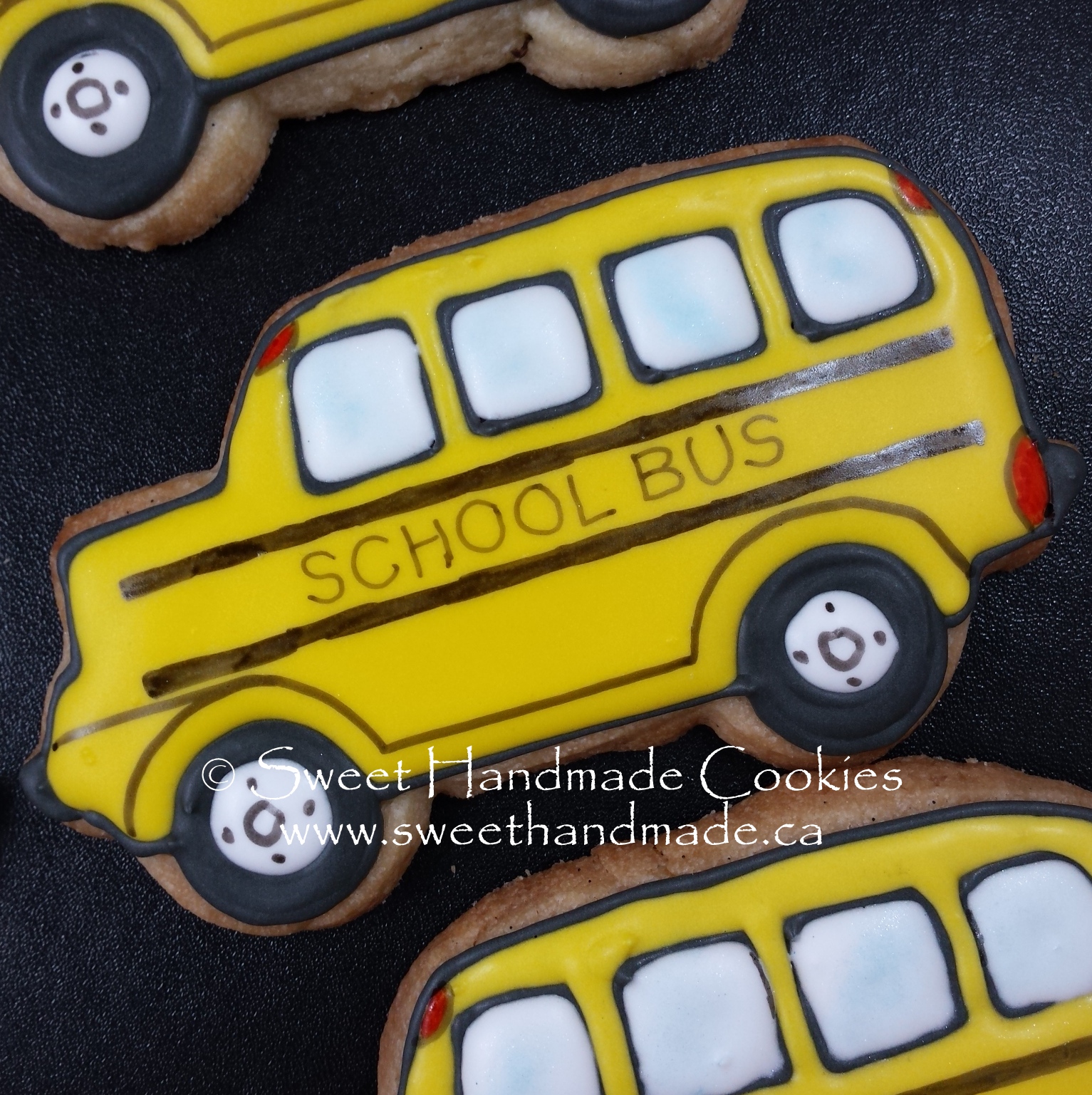 Sweet Handmade Cookies: School Bus Cookies