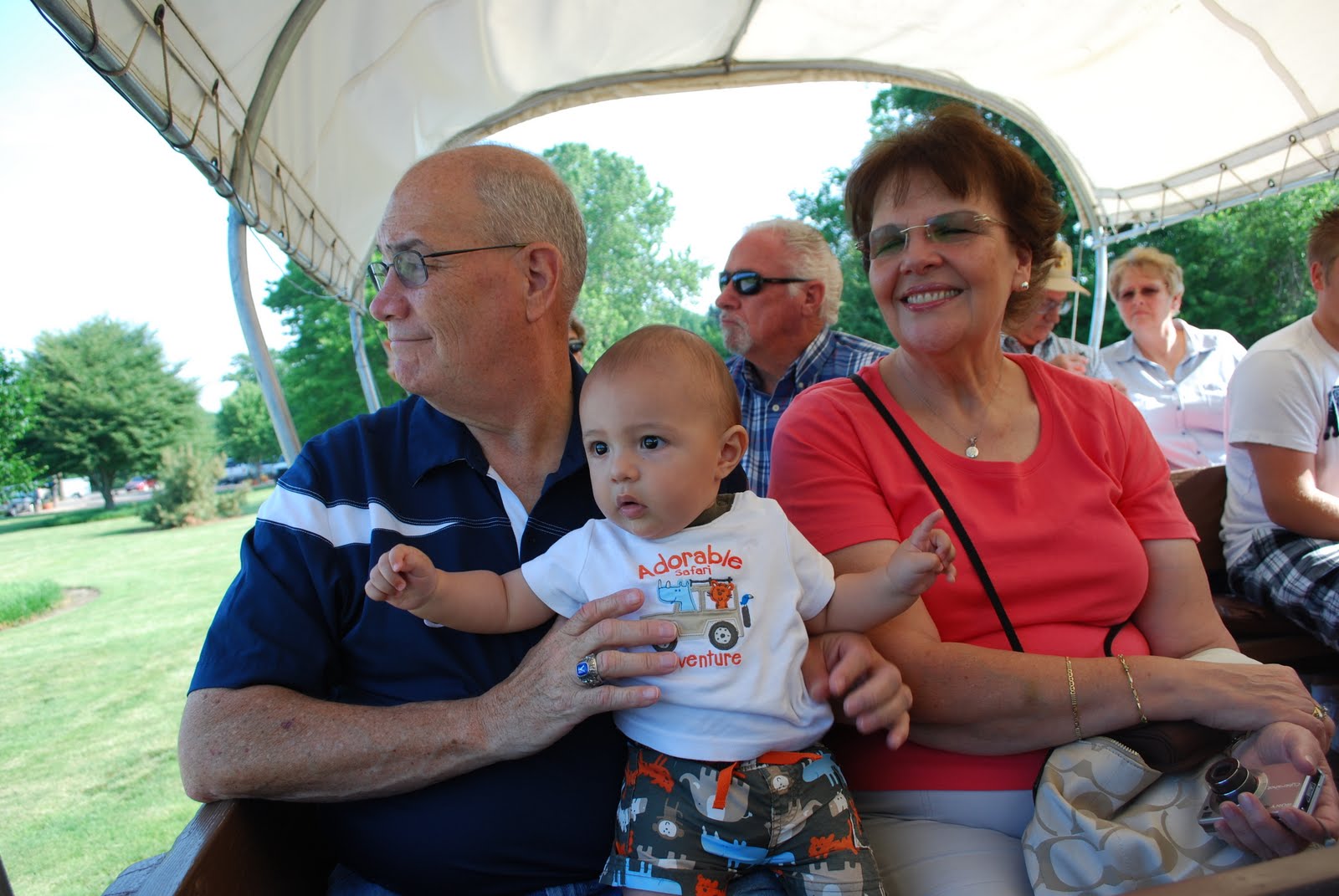 Dave, Becky, Mia, Kainoa Bear, and Baby Isobel