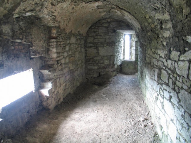 Grymvald Gazetteer: Belvelly Castle for Sale