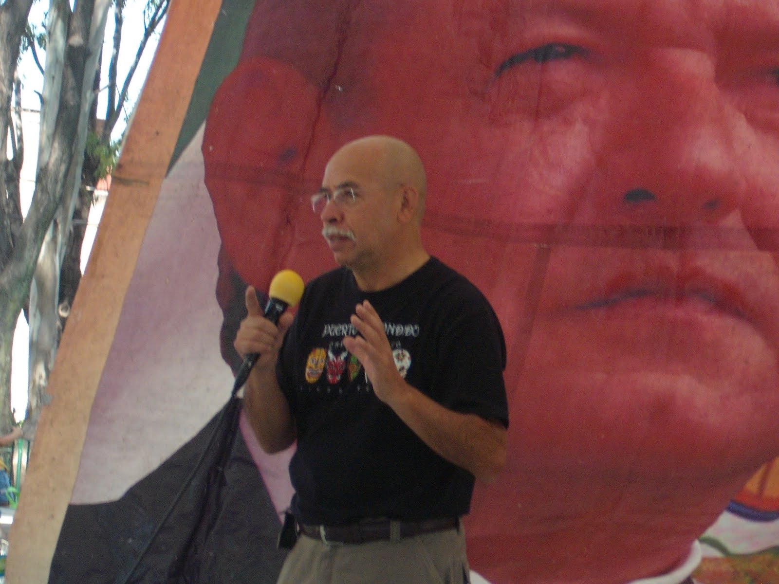 Compromiso y Dignidad: El periodista José Reveles estuvo en el círculo ...