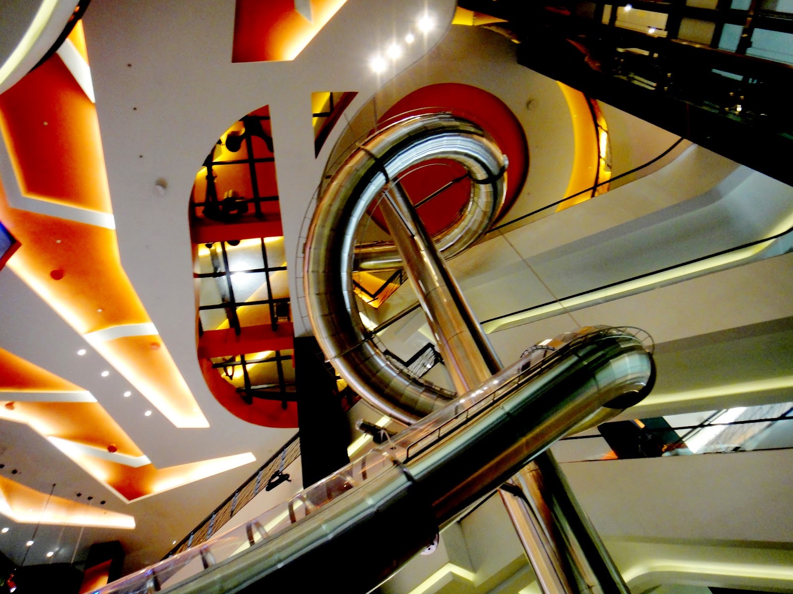 Atmosfear FX Plaza Jakarta | INFOSERBASERBI.com