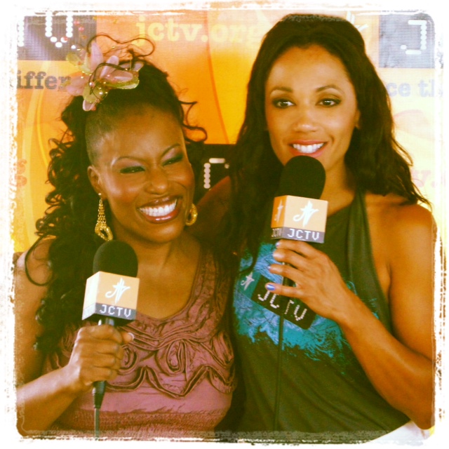 Reba: Reba Toney Host at Biggest One Day Festival in America