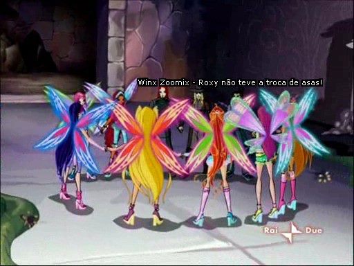 Error en las alas de Bloom y Flora Zoomix - Winx Club All