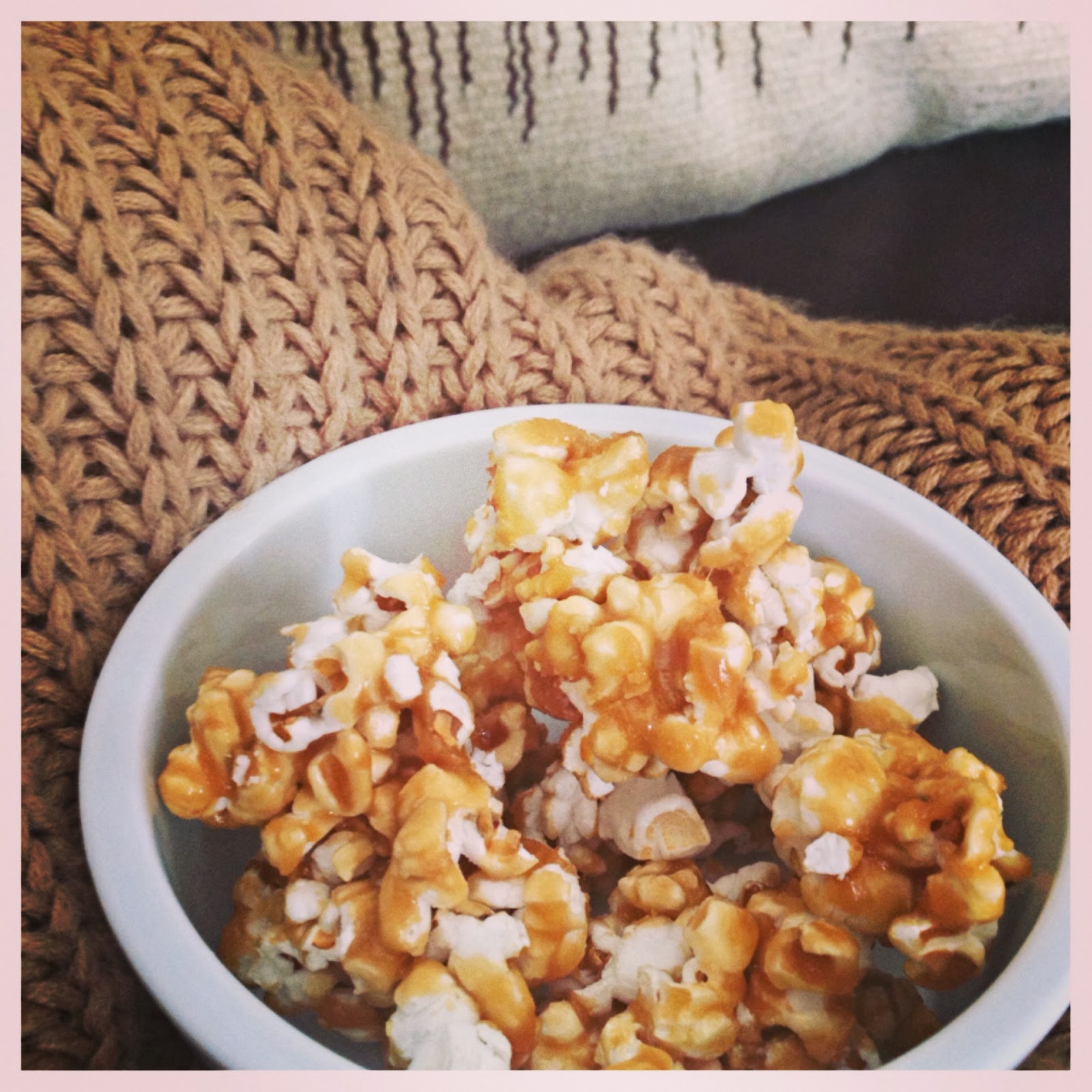 Adirondack Caramel Pop Corn - The Preppy Hostess