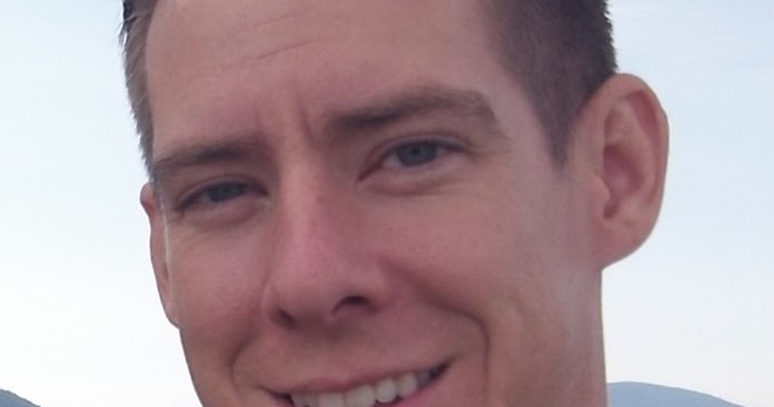 Sculptures by Nathan Robles: Bio