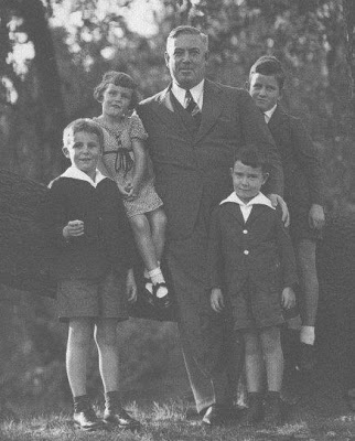 Alan Moore's Forgotten Awesome: William Moulton Marston