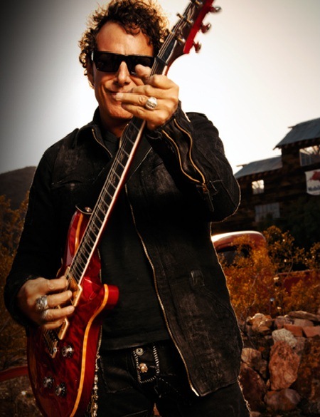 AOR WATCHTOWER: NOVO SINGLE DIGITAL DE NEAL SCHON ESTÁ AQUI