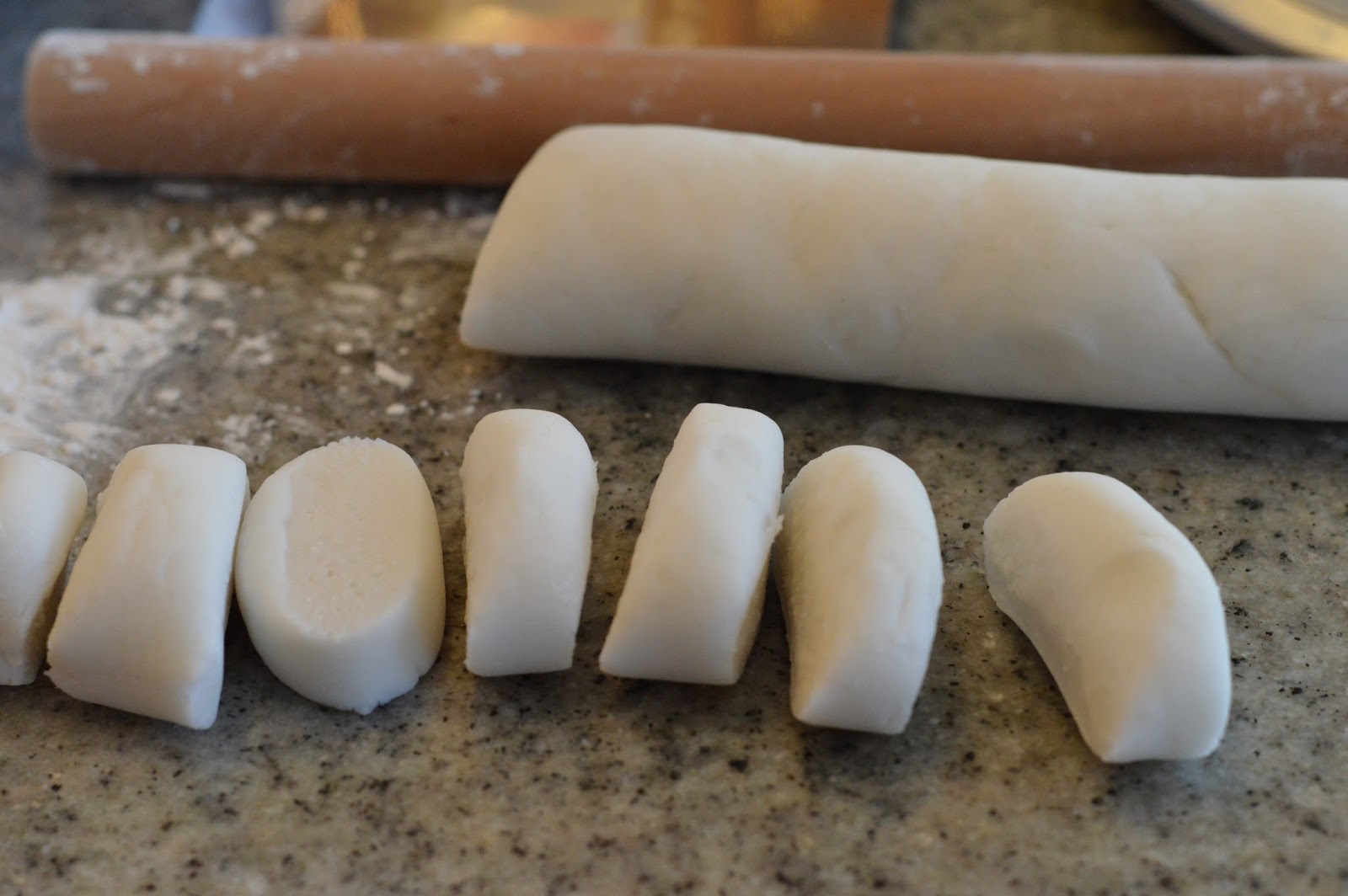 DimSumptuous: Teochew Chai Kueh / Steamed Vegetable Dumpling 菜粿