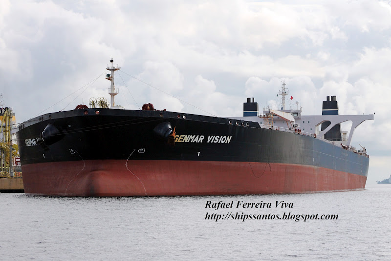 Navios em Santos: Genmar Vision atraca em São Sebastião