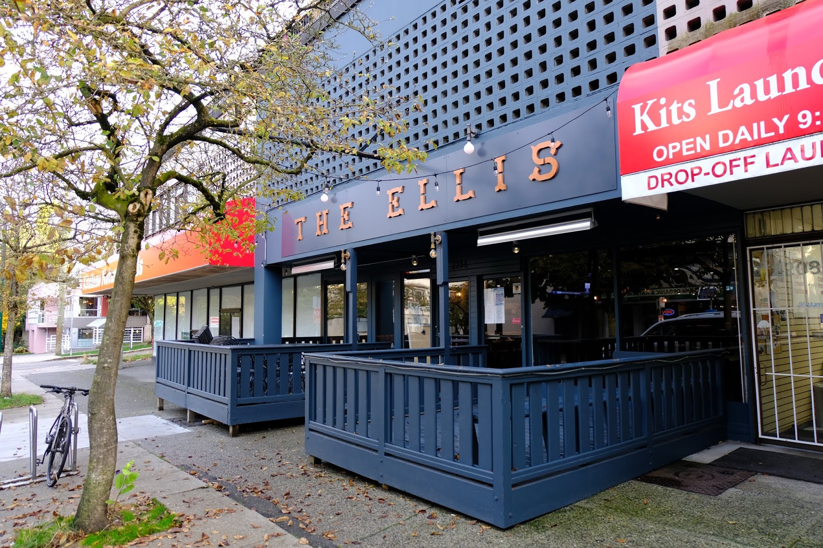 THE ELLIS |MISSVANCOUVERPIGGY