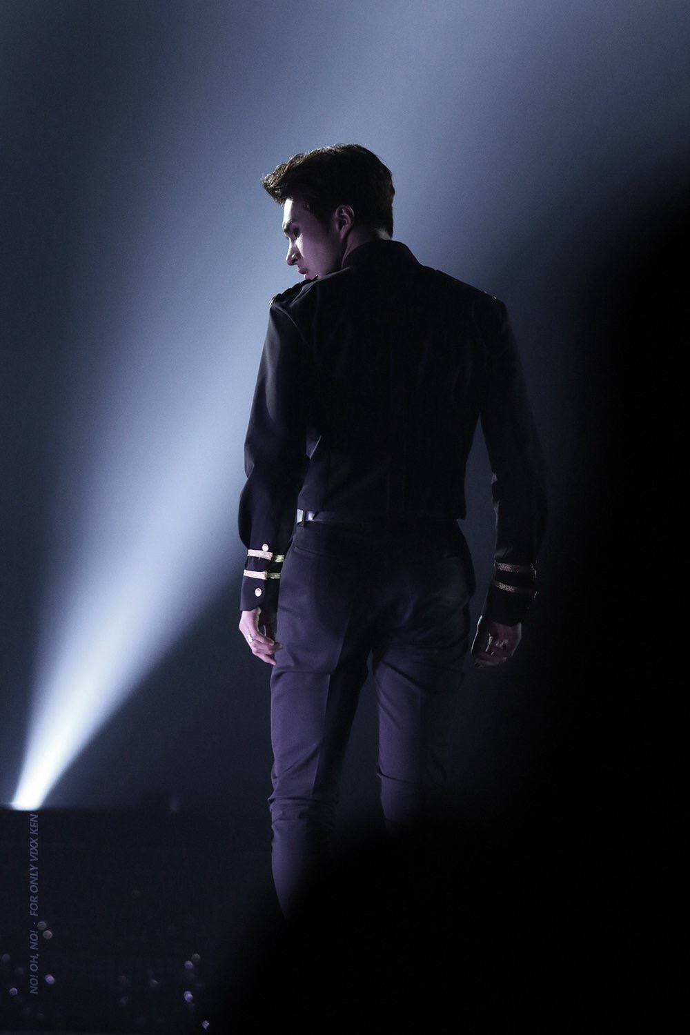 스압) 빅스 3사 연말무대 의상 모음 - 인스티즈(instiz) 이슈 카테고리