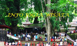 GOA MARIA LOURDES SENDANG SONO - OBYEK WISATA JOGJA