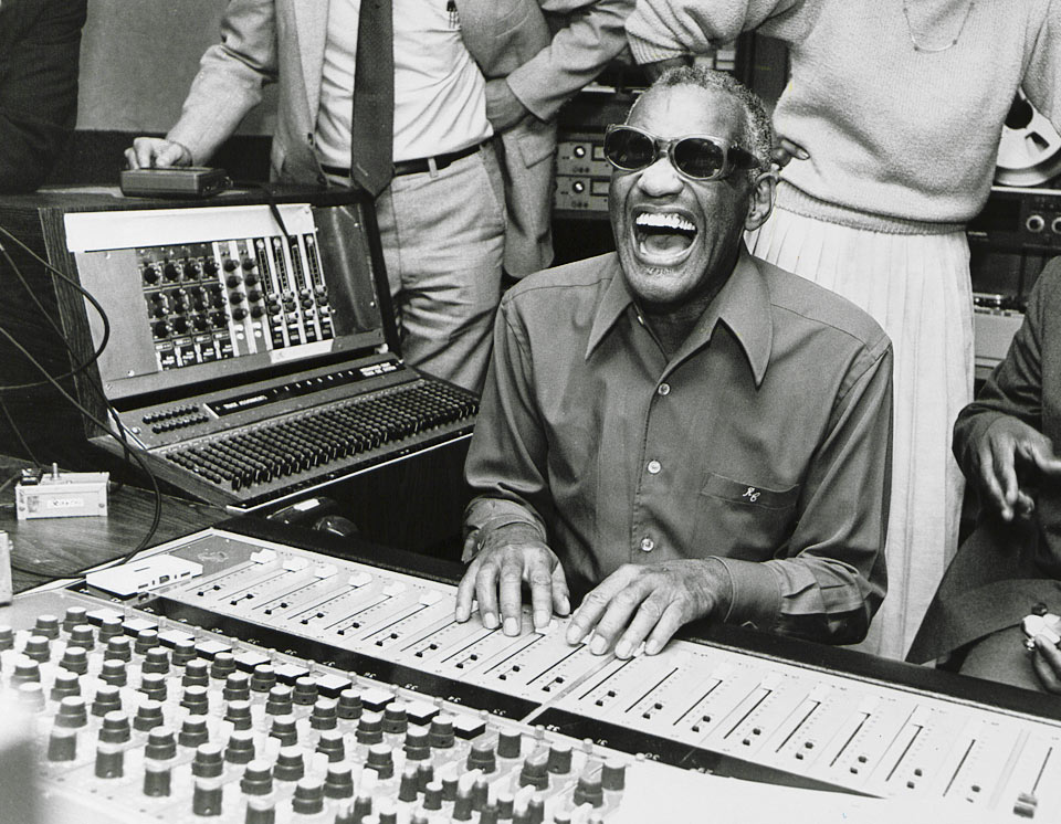 Ray Charles Video Museum: Ray Charles Is In Town – Chronology 1985