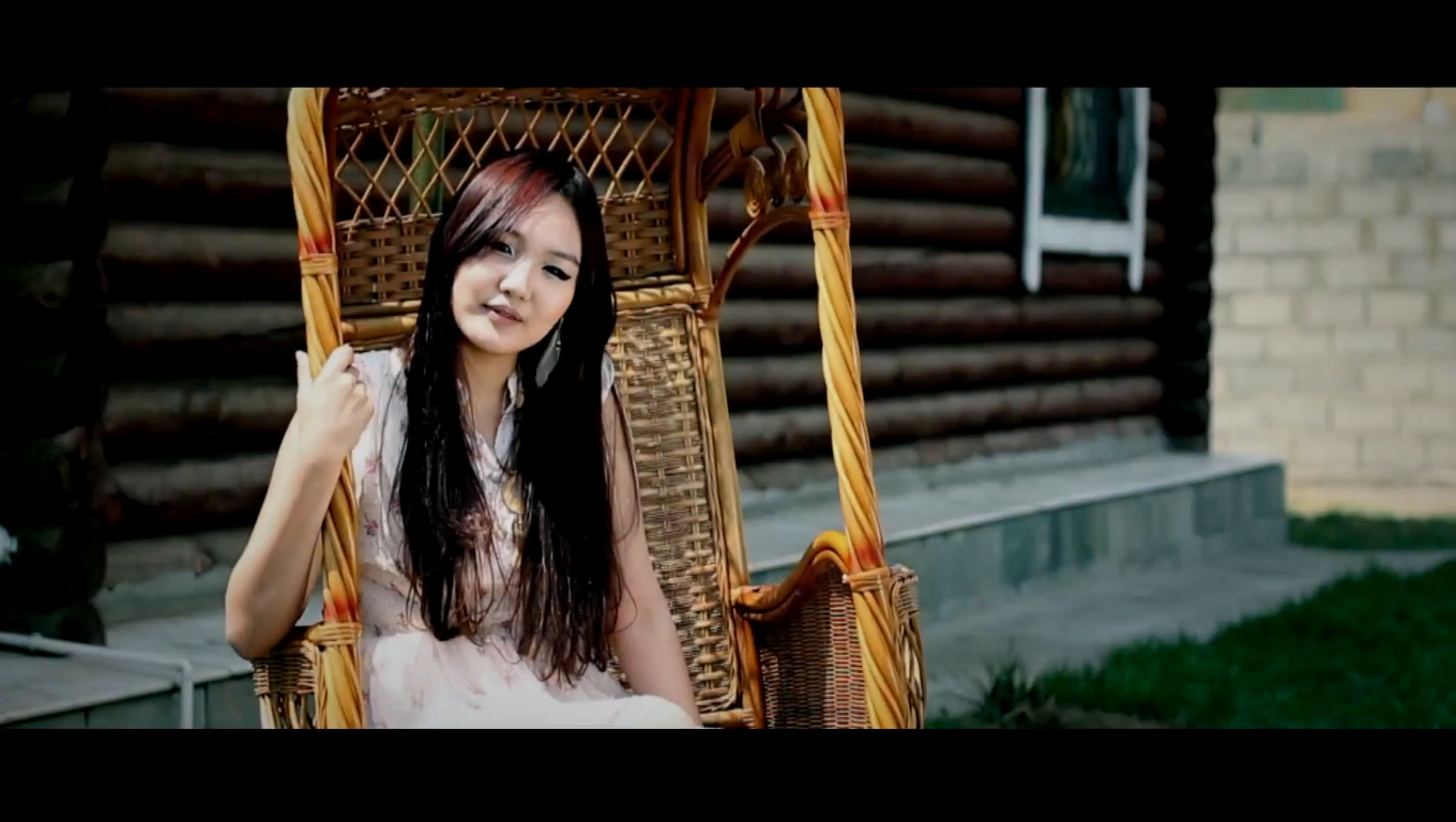 I cry like Yuko Oshima: Mongolian pop: Honey Moon