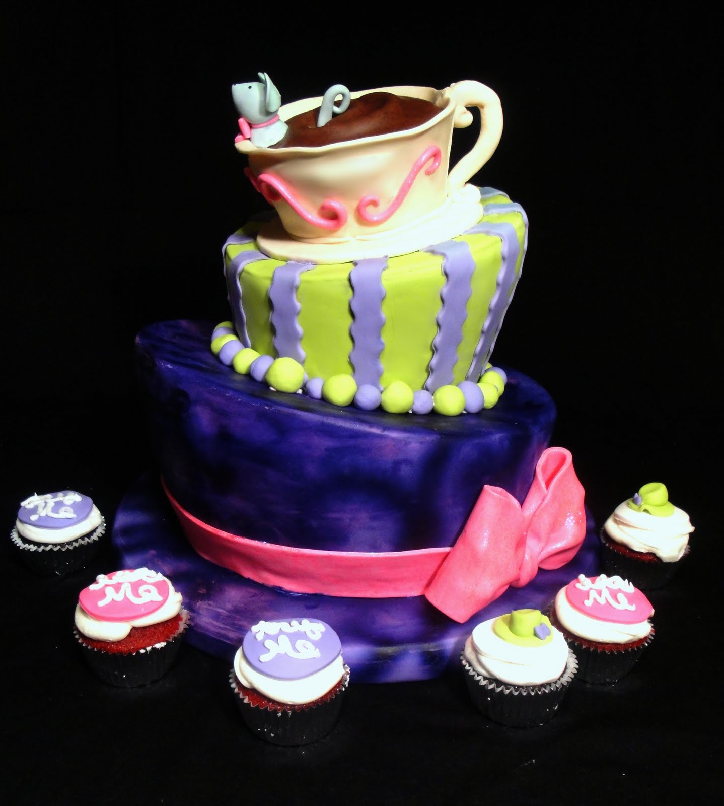 Confections: Mad Hatters Cake!