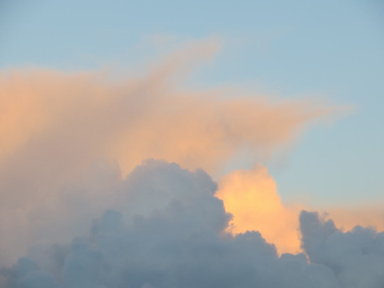 God is in de stilte: Ontplooiing van een wolk