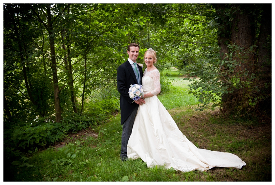 A Traditional Countryside Wedding with a Fabric Inspired Theme - The ...