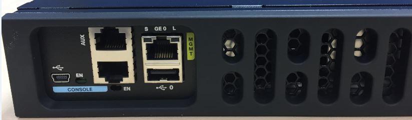 My Network Lab: Installing PVDM4-64 and NIM-2FXS on a Cisco 4331 Router