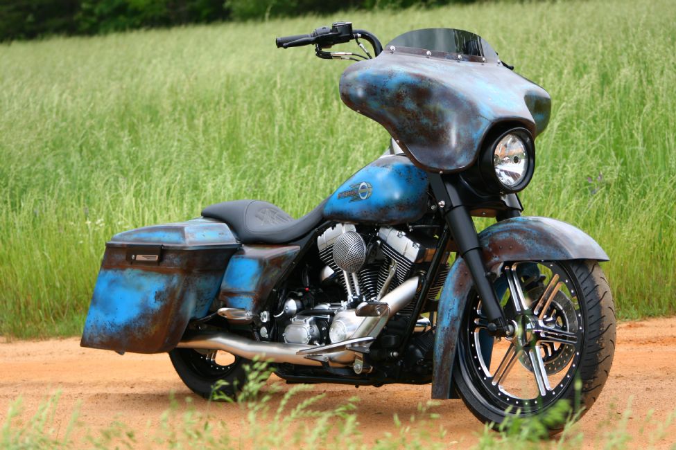 biker excalibur II: 2005 Road King Custom Patina by southeast custom cycles