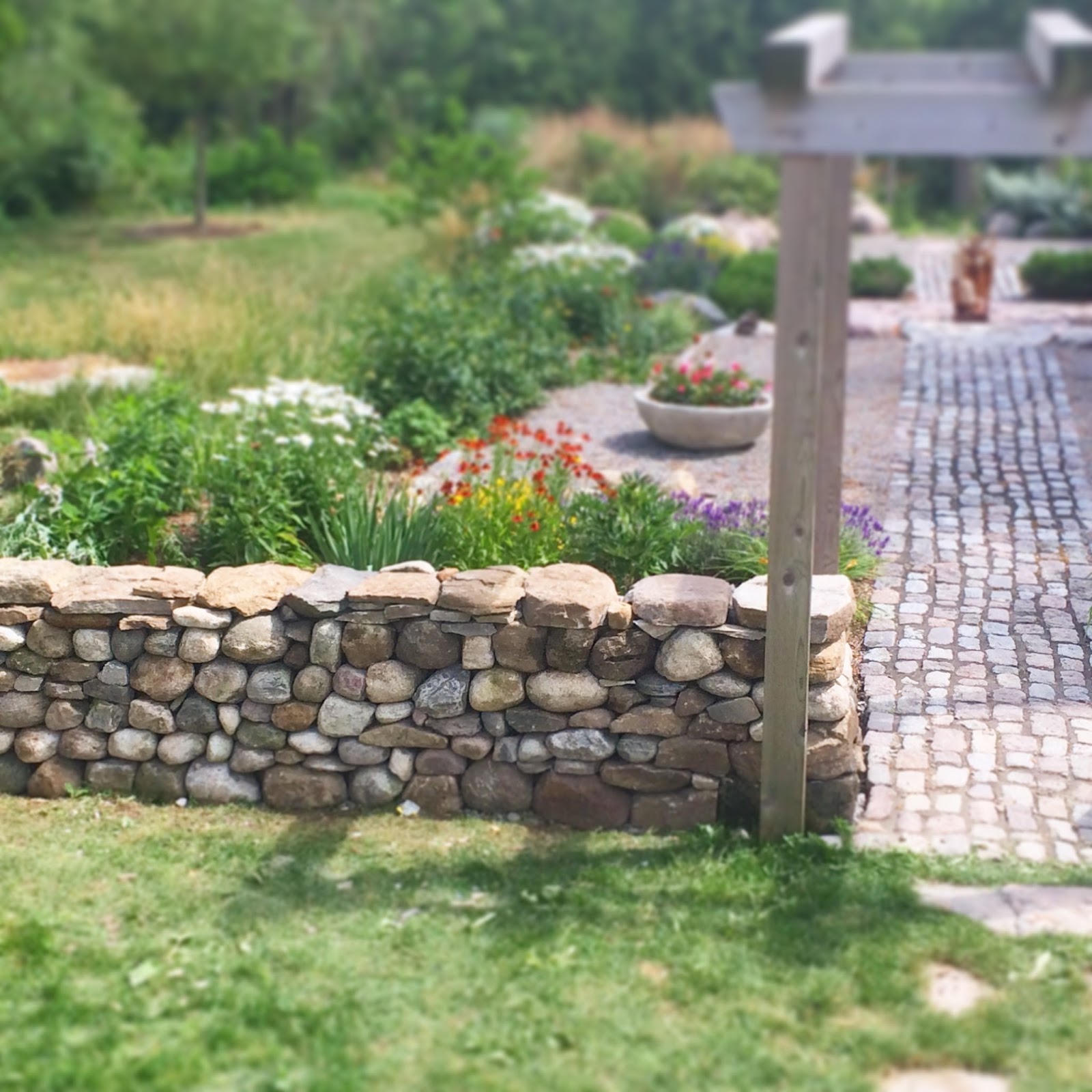 Thinking With My Hands: A Tidy New Wall Is Made From A Stoney Gravelly ...