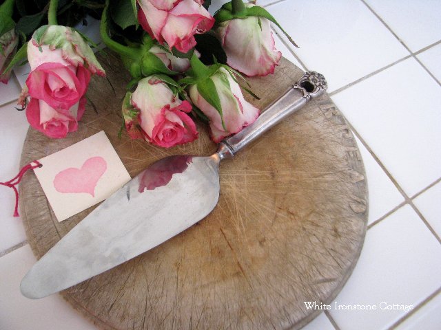 Vintage Wedding Cake server | White Ironstone Cottage