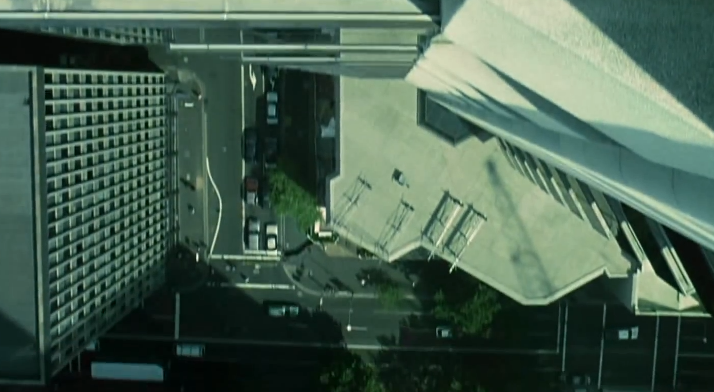 Theater 201: Tanner's Scholarly Reviews: The Matrix (1999): A Formal Review