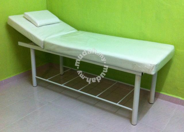 Syarak Mengata , Adat Menurut: Katil rawatan bekam diperlukan