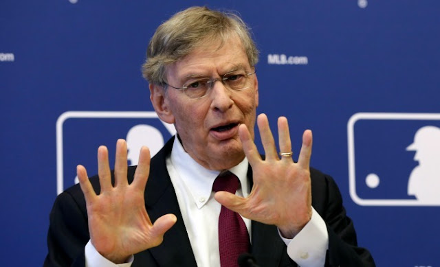 Bleeding Yankee Blue: THE BUD SELIG EMBARRASSMENT