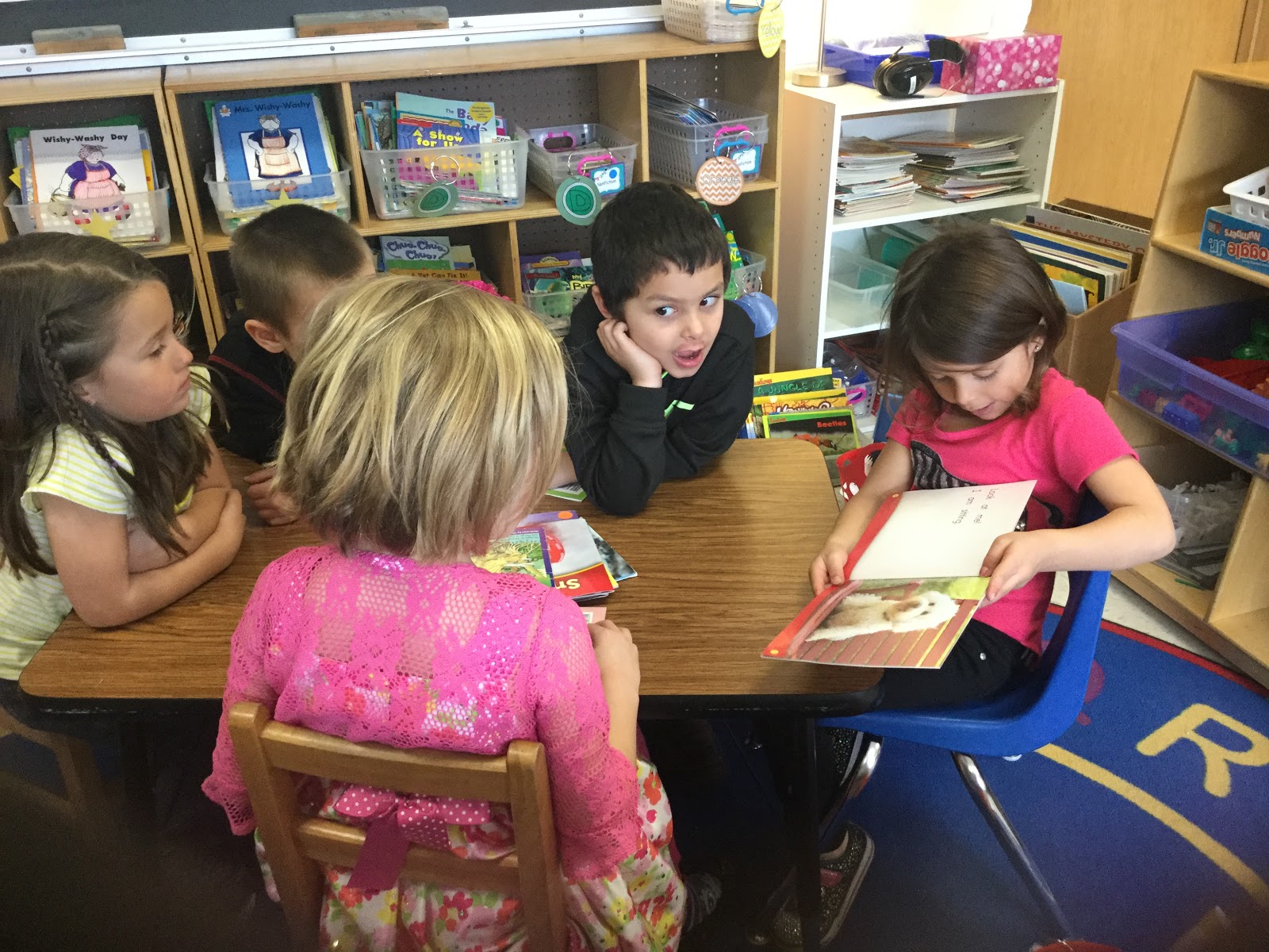 Mrs. Kitson's Kindergarten Classroom : Reading Clubs!!