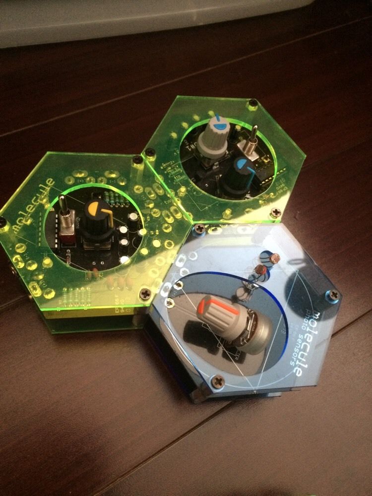 MATRIXSYNTH: Molecule Synth Set