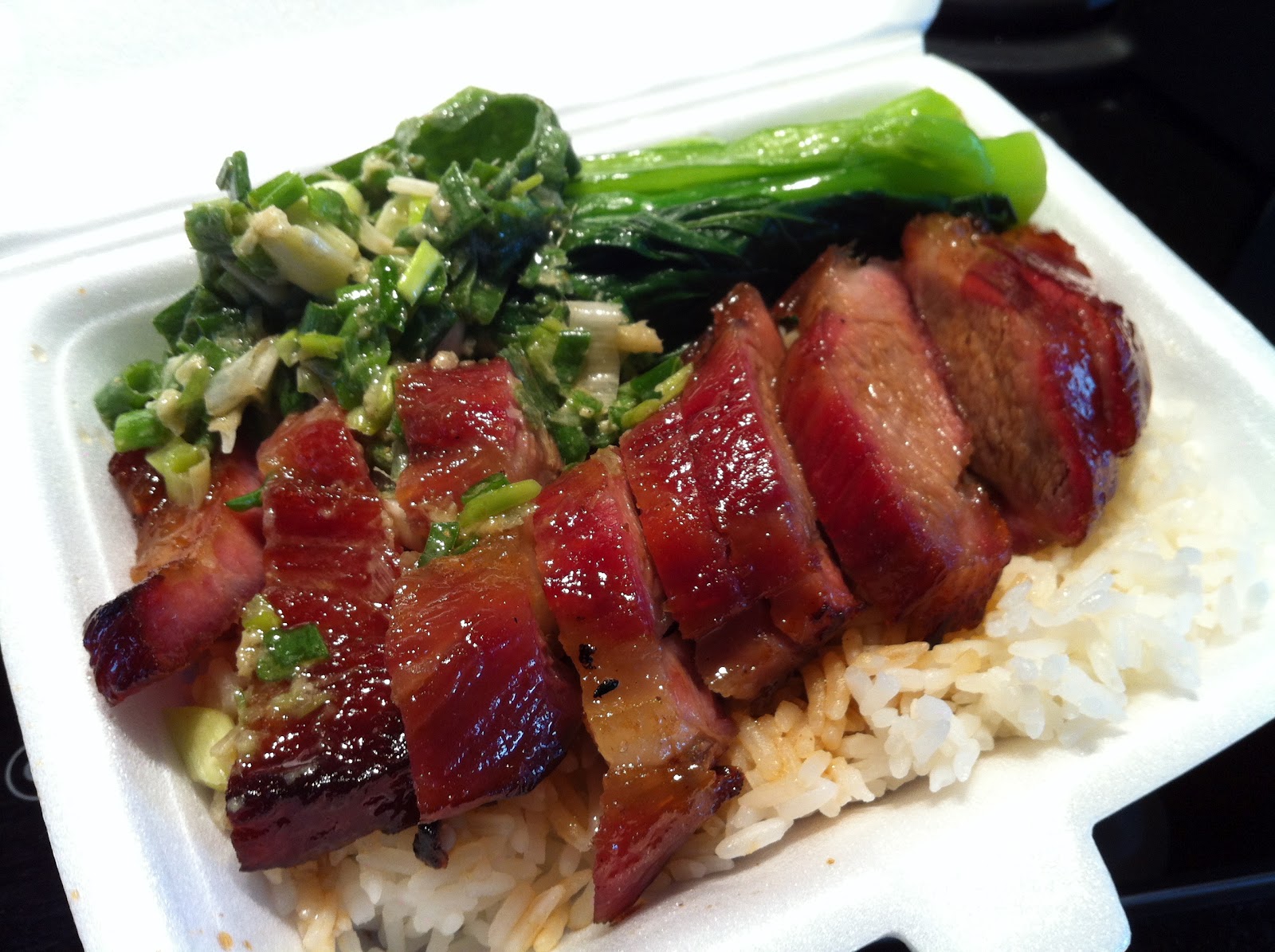 The Hungry Nobody: Barbecue Pork Rice (蜜汁叉燒飯) - 金翠餐廳 (Jordan 佐敦)