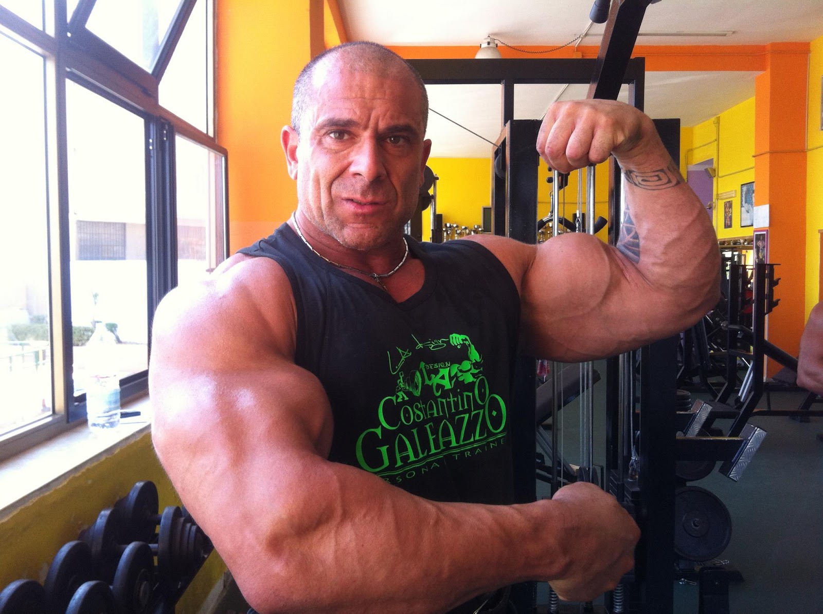 Muscle Lover: Italian muscle daddy Constantino Galeazzo