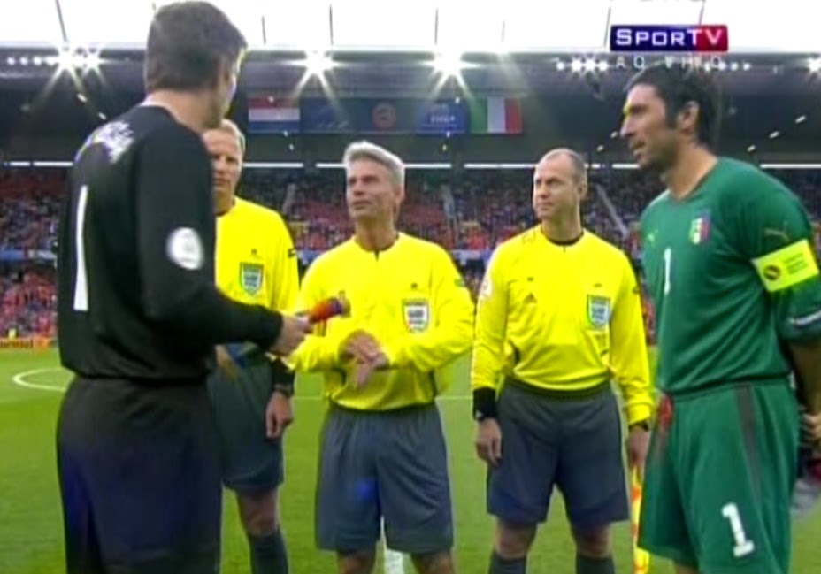 JOGOS DAS COPAS E IMAGENS: HOLANDA X ITÁLIA ( EUROCOPA - 2002 ...