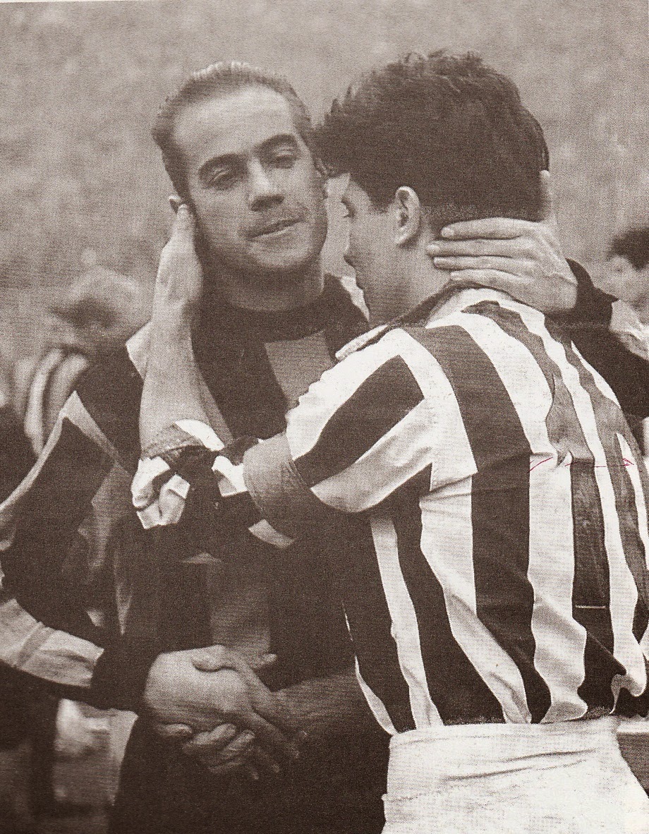 Soccer Nostalgia: Old Match Photographs-Part 24b