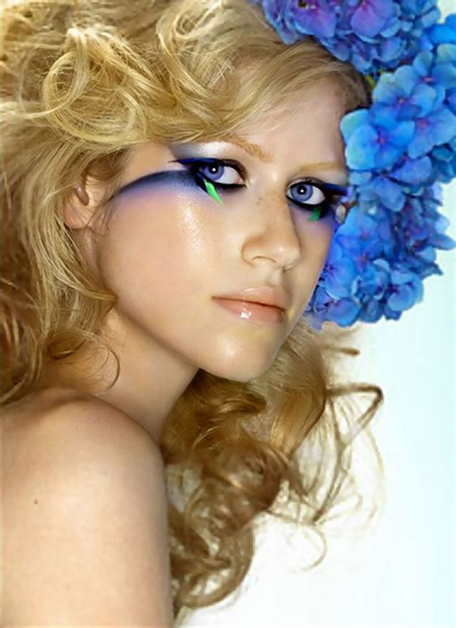 Model Clicker: America's Next Top Model Cycle 2 Episode 11