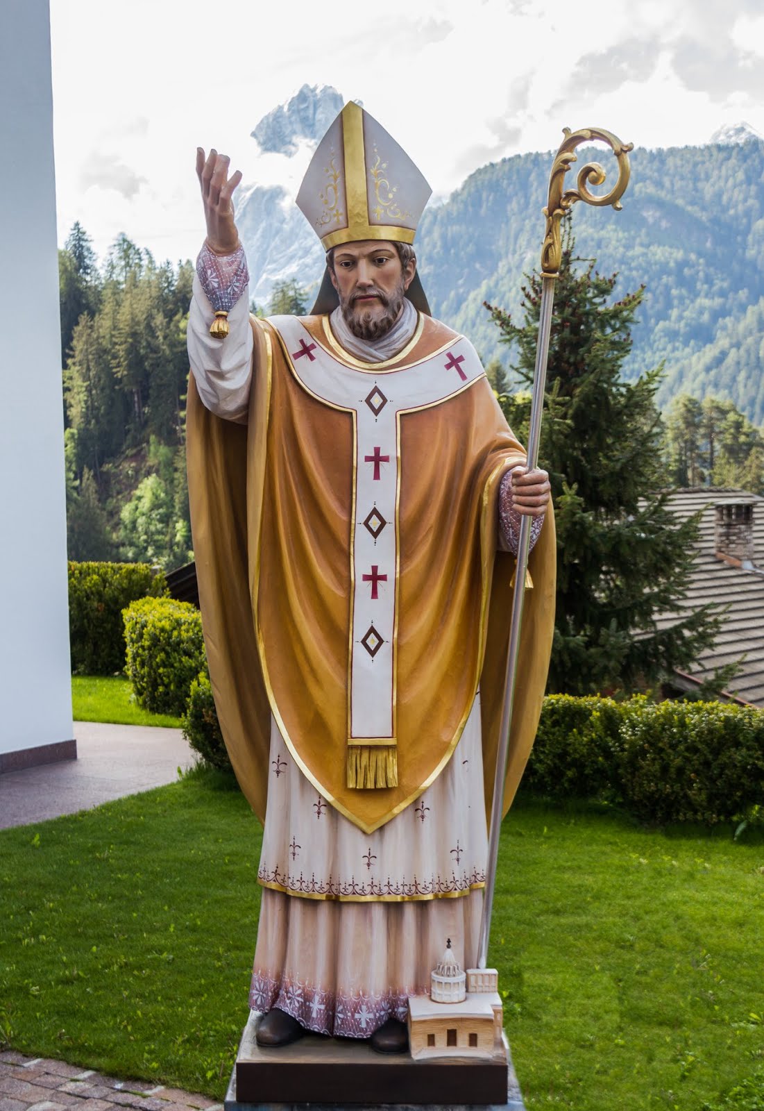 Hand-Carved Statue of St. Rufinus of Capua by Ferdinand Stuflesser 1875 ...