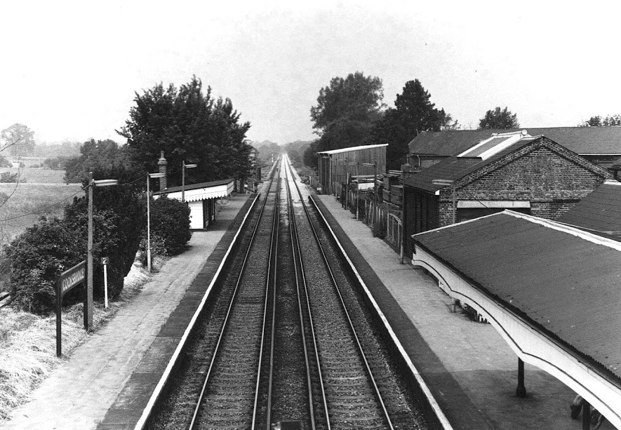 the rail thing: Cooksbridge in 1977