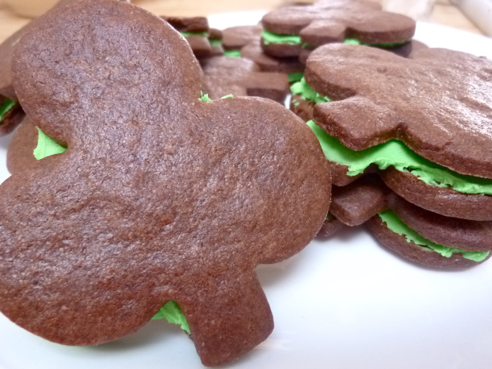 Chocolate Wintergreen Shamrock Cookies for St. Patrick's Day – Diary of ...