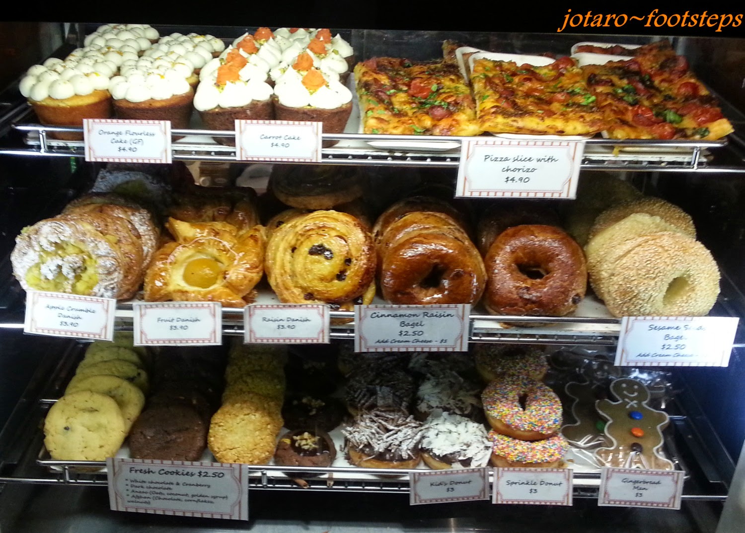 Footsteps - Jotaro's Travels: YummY! - Fergburger @ Queenstown NZ