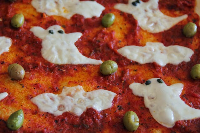 Coast With Me: Boo-licious Pizza