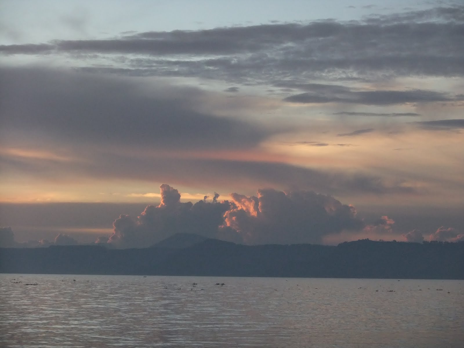 Primera experiencia asiática 2011: Fotos Isla Samosir, Lago TOBA ...