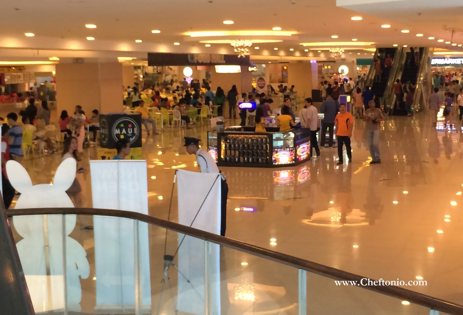 Inside Fishermall: Photos and Store List ~ Cheftonio's Blog