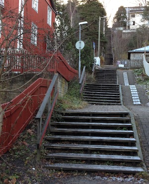 Walk Finland: Tampere: A peek at Pispala