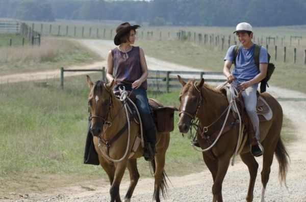 SNEAK PEEK : "The Walking Dead": 'Michonne' Horses Around