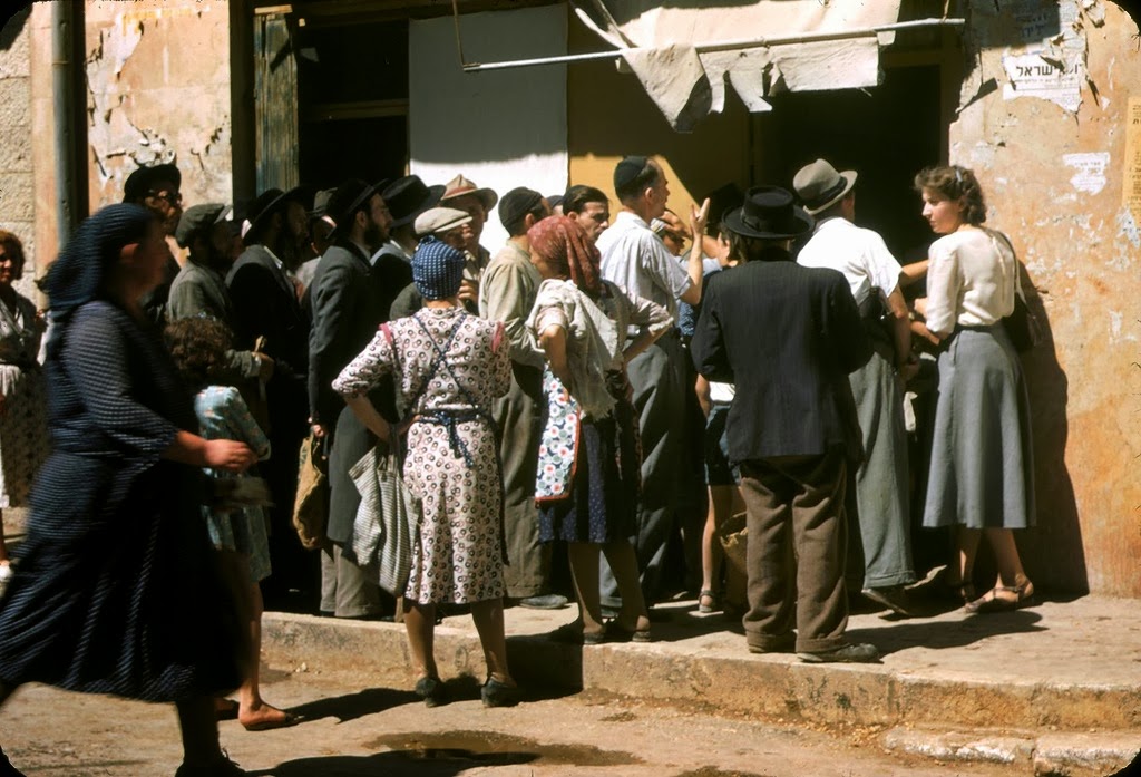 Amazing Vintage Color Photographs Capture Daily Life in Israel in the ...