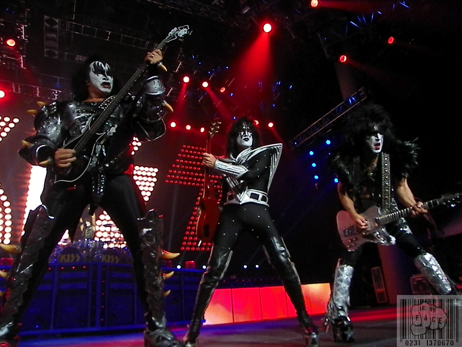 Kiss And Motley Crue "The Tour" Sept 1st 2012 ~ Concert Photos Magazine ...