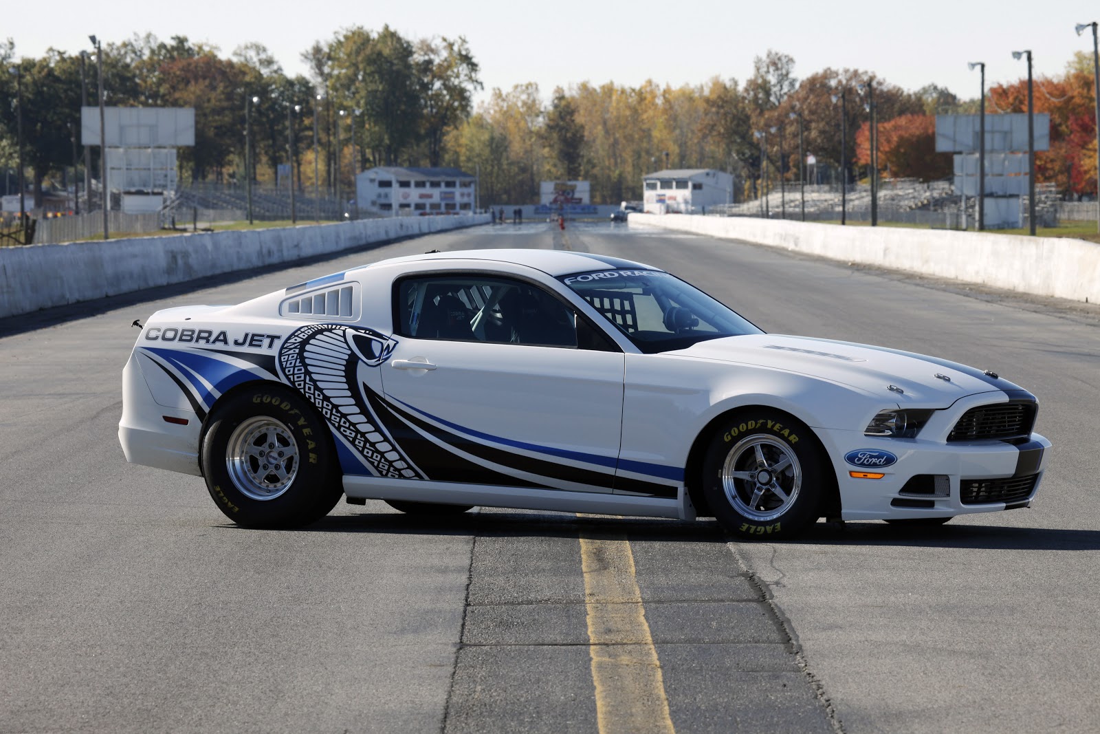 Ford Mustang Cobra Jet 2.013 Concept by Ford Racing | Sobre Ruedas Vintage
