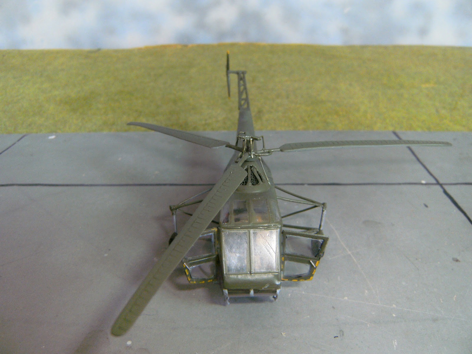 Happyscale-Modellbau: Sikorsky R-4 Hoverfly - aeromodell resin-kit 1/72