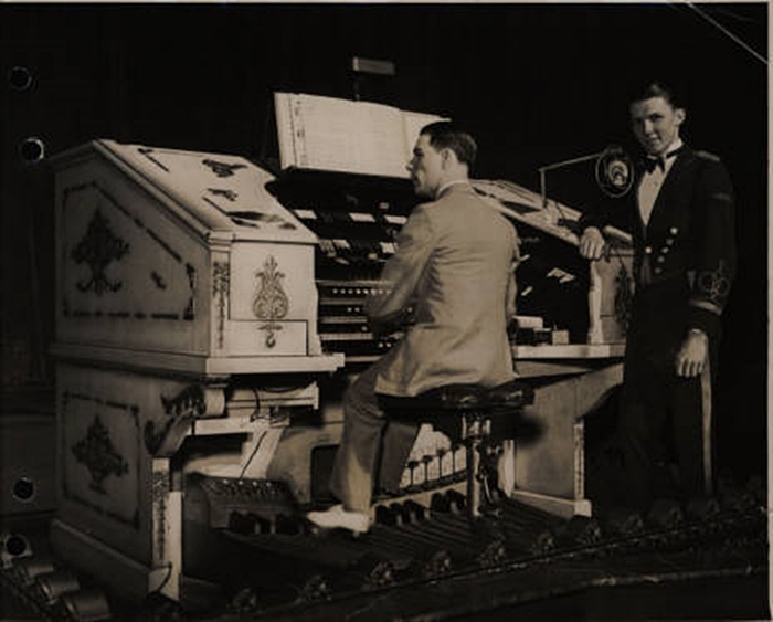 Robert Morton Pipe Organ