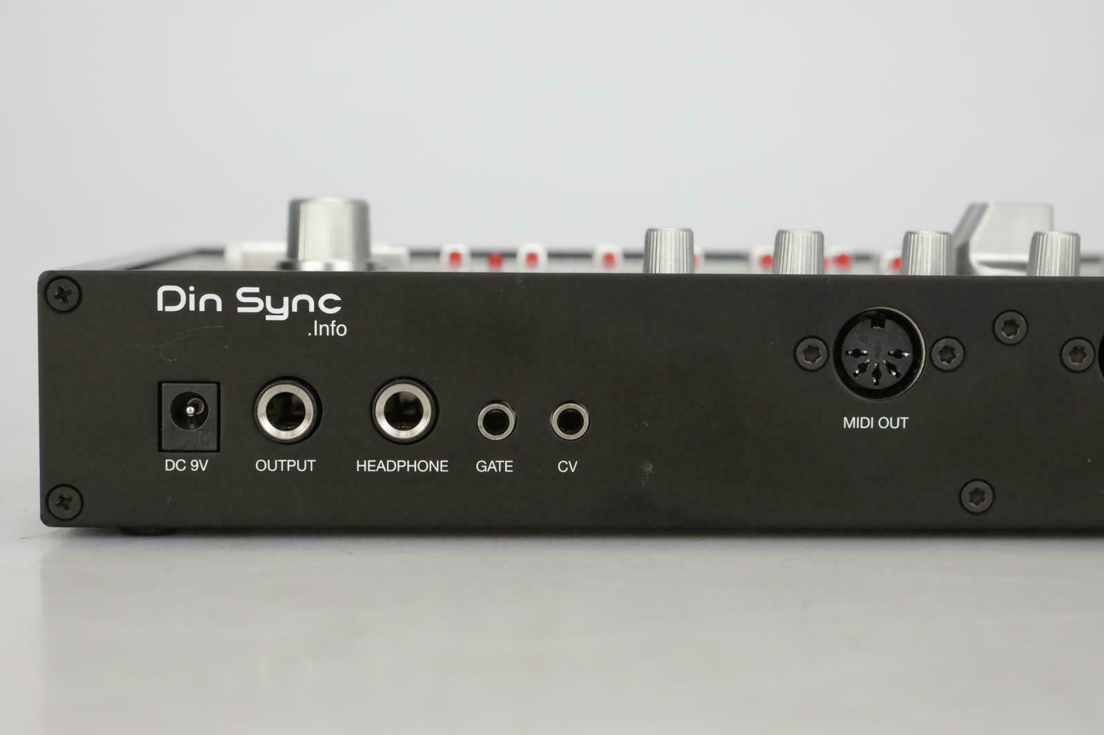 MATRIXSYNTH: Din Sync RE-303 Bass Line Analog Synth